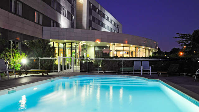 Week end Bien-être Mérignac avec 1 Accès au spa pour 2 adultes à partir ...