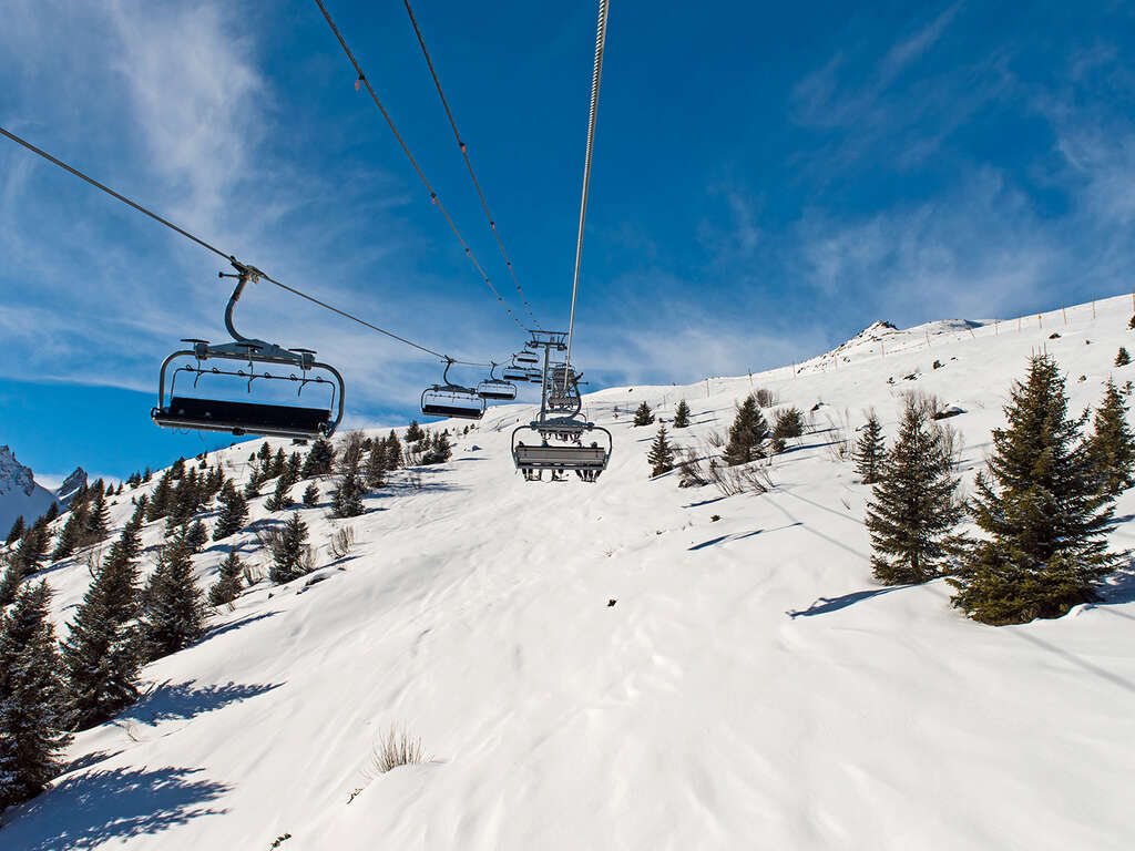 Une semaine de depaysement en altitude a la Lechere, pres de Valmorel ...