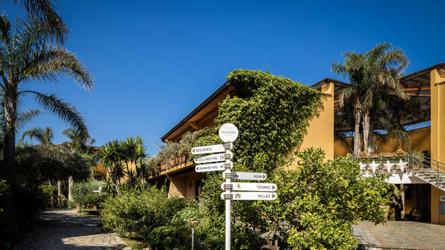 Magaggiari Hotel Resort 4* - Cinisi, Italia
