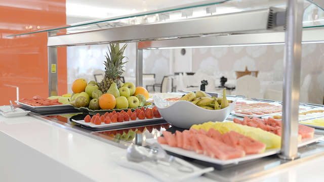 Escapadas fin de semana San Valentín 2025 Monachil con 1 Bañera de ...