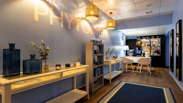 Week end Mérignac avec Accès au spa pour 2 adultes à partir de 5€