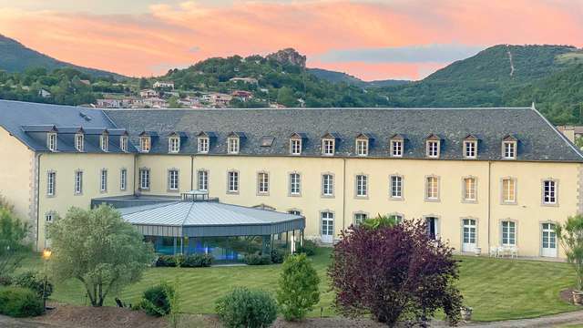 Résidence Appart Hôtel Spa Le 1837 - Occitânia