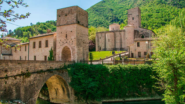 Week end Culturel Genga avec Départ tardif jusqu'à 12h à partir de 5€