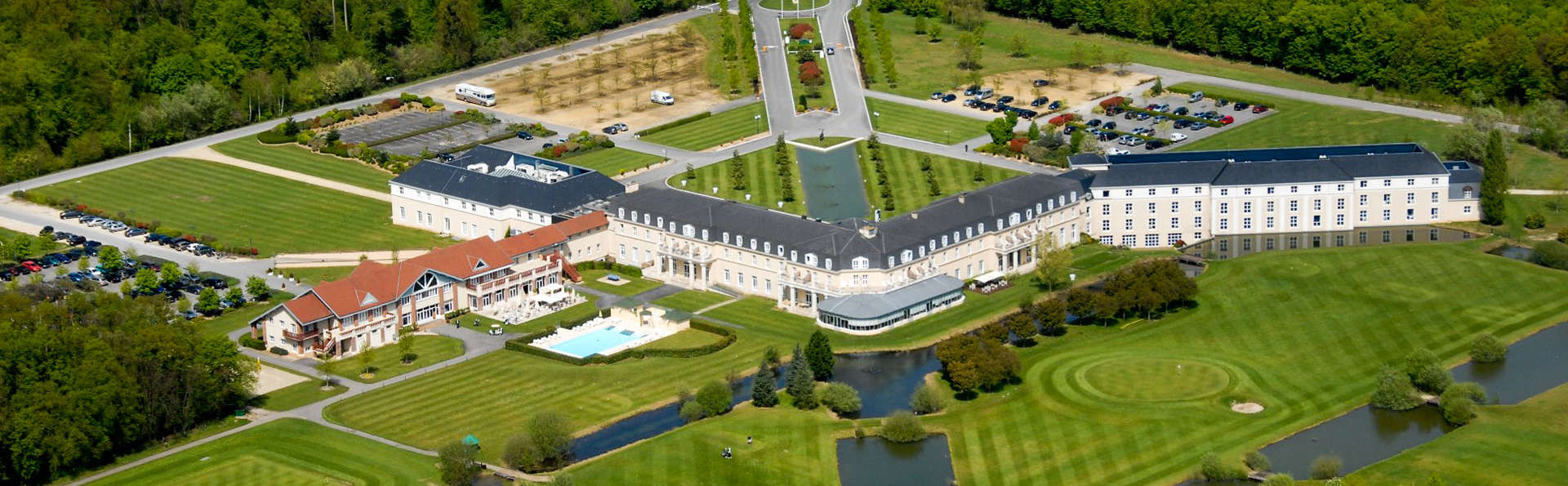 Mercure Chantilly Resort & Conventions 4* - Chantilly, Francia