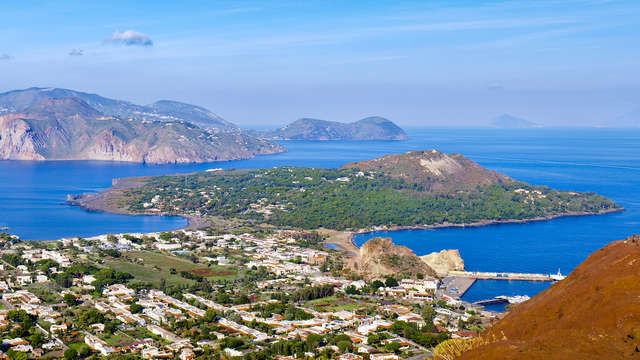 Week end A la mer Vulcano porto avec Bouteille de vin à partir de 0€
