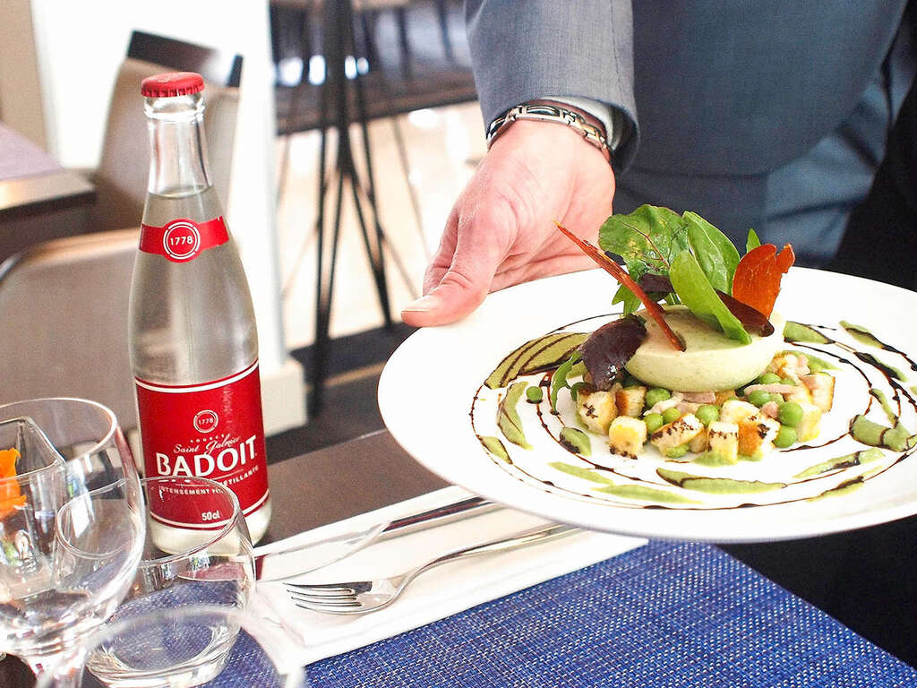 Séjour - Weekend Gourmand dans un 4* avec spa à Rennes - 4*