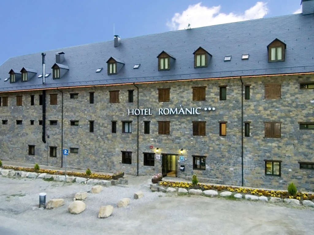 Une escapade a la montagne a bon prix, spa et diner dans un hotel de ...