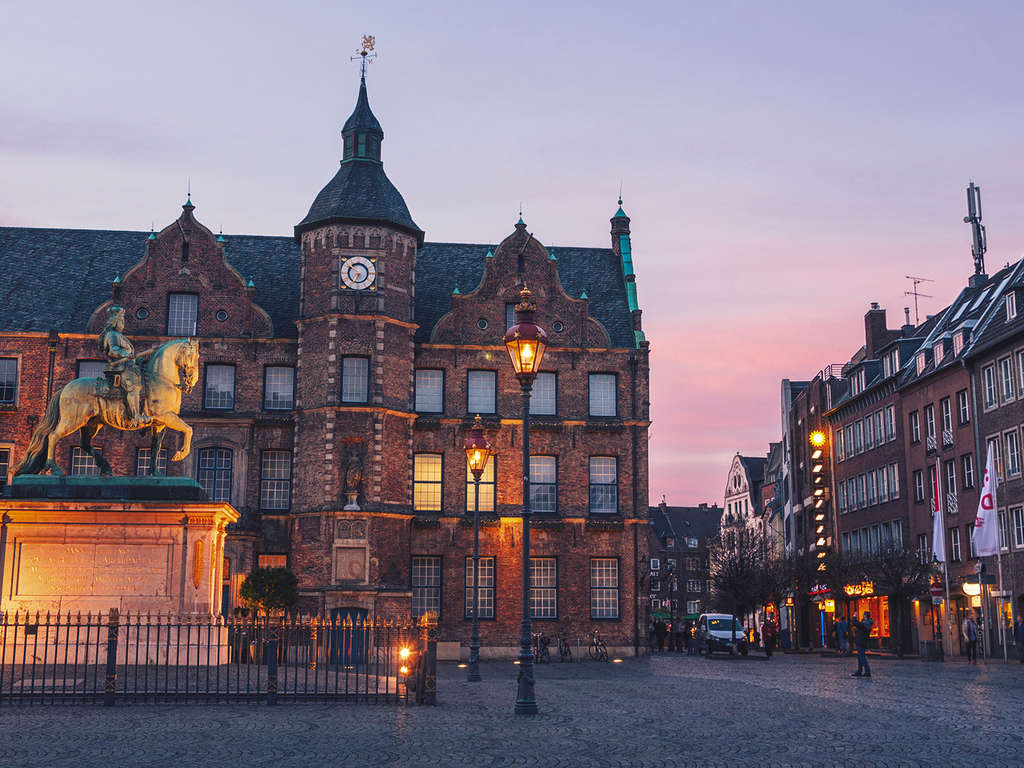 Düsseldorf, la belle ville au bord du Rhin - 4* | Allemagne - Rhénanie ...